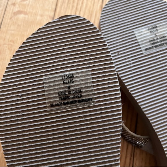 Bluefin | Shoes | Bluefin Blue Fin Beige Gemmed Flip Flop Thong Sandals ...